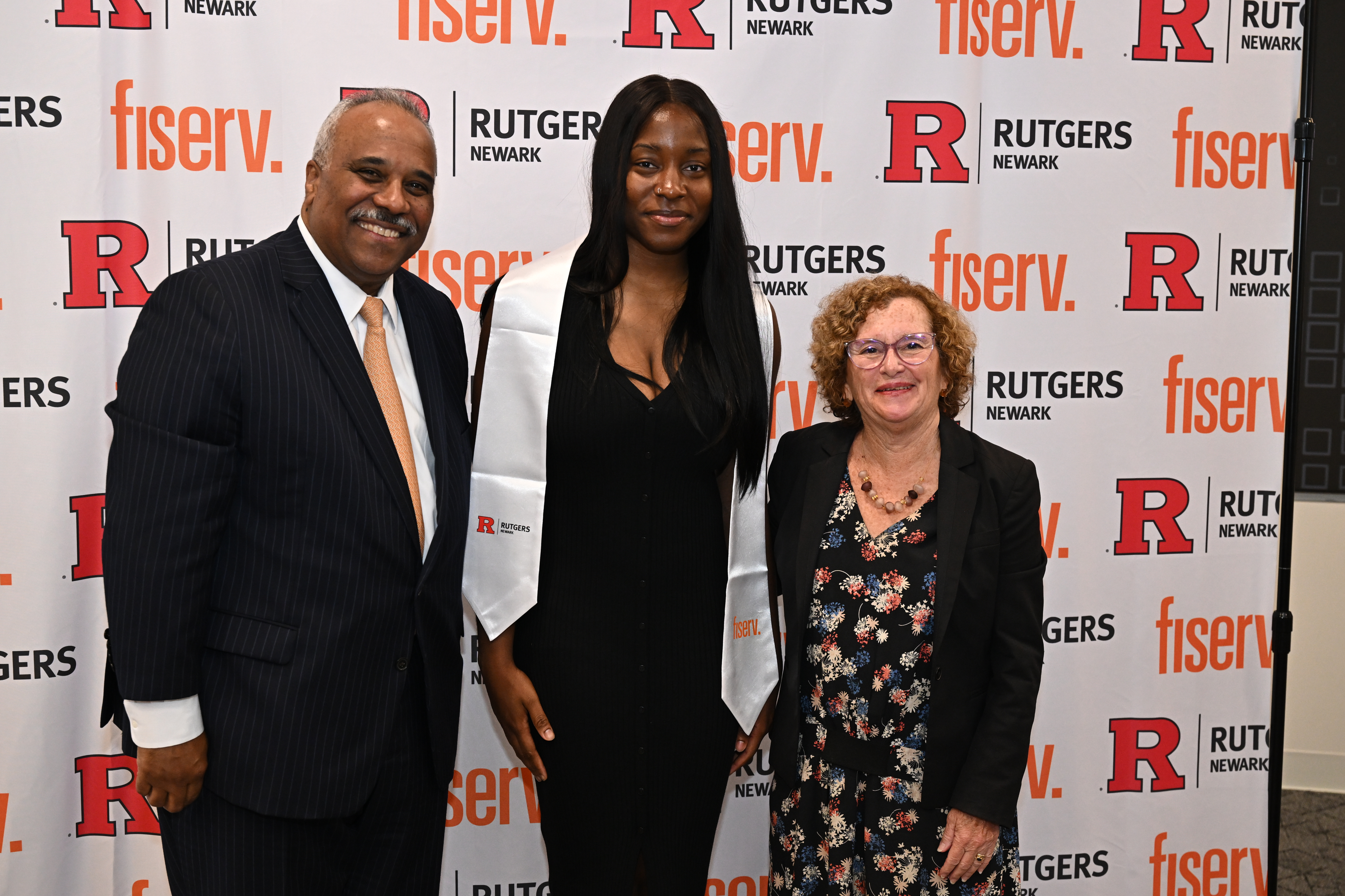 Rutgers-Newark and Fiserv Celebrate Opening of Inclusive Innovation Hub ...