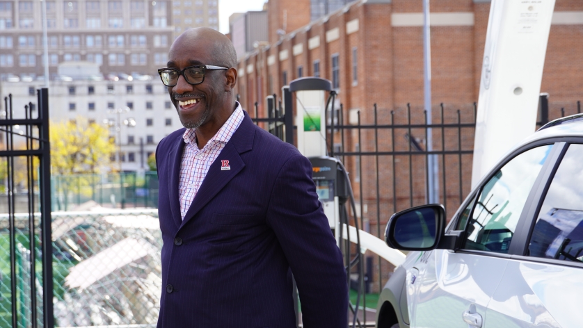 One-Stop Student Center Opens in Conklin Hall | Rutgers University-Newark